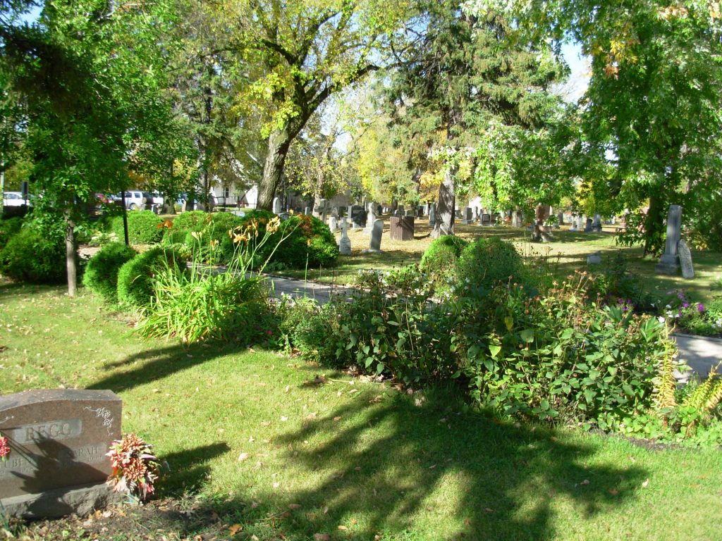 Cemetery/Churchyard | St. Clements Anglican Church